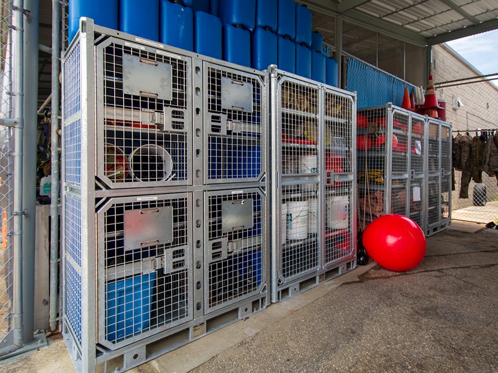 Rust Proof Lockers Have Real Teeth for Air Force Dive School