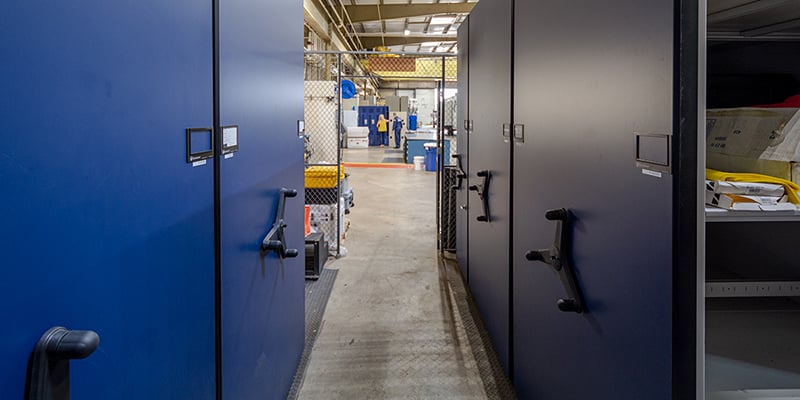 4 Reasons to Consider Moving Shelves