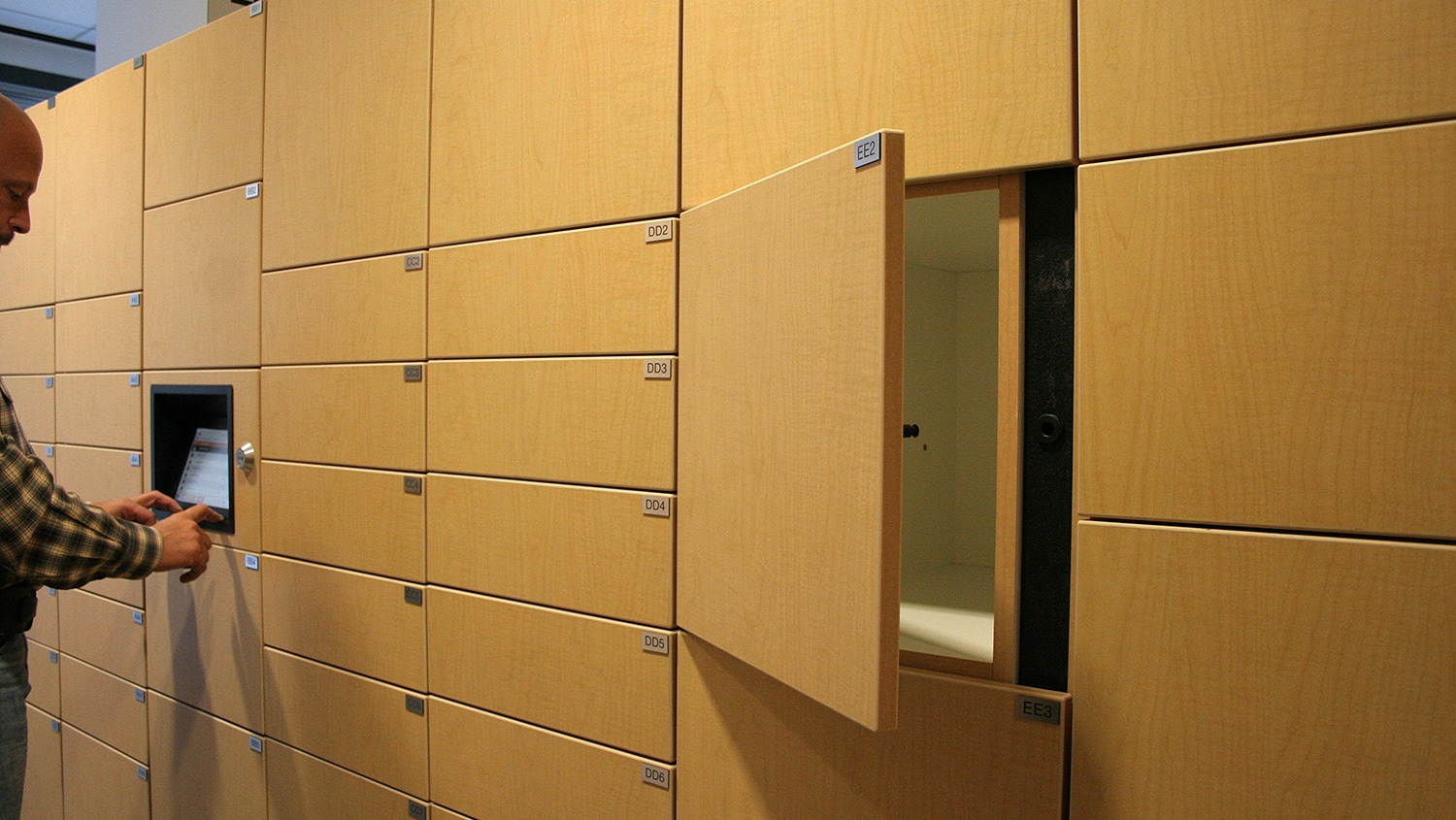 Top Five Uses for Modular Casework on Campus