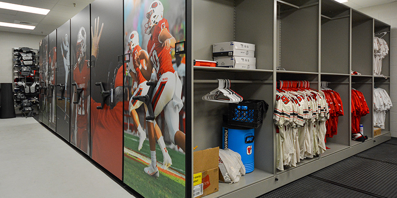 4 Reasons to Consider Moving Shelves