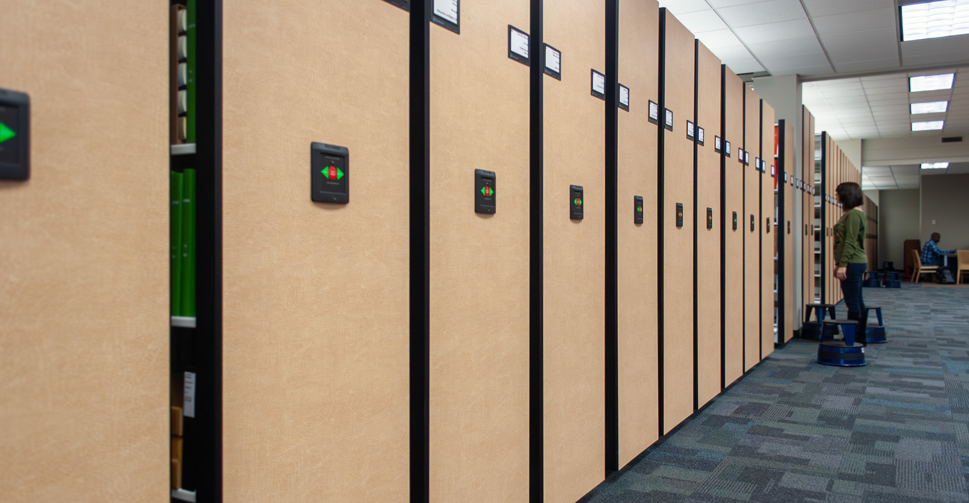 Motorized Shelves: The Technical Edge